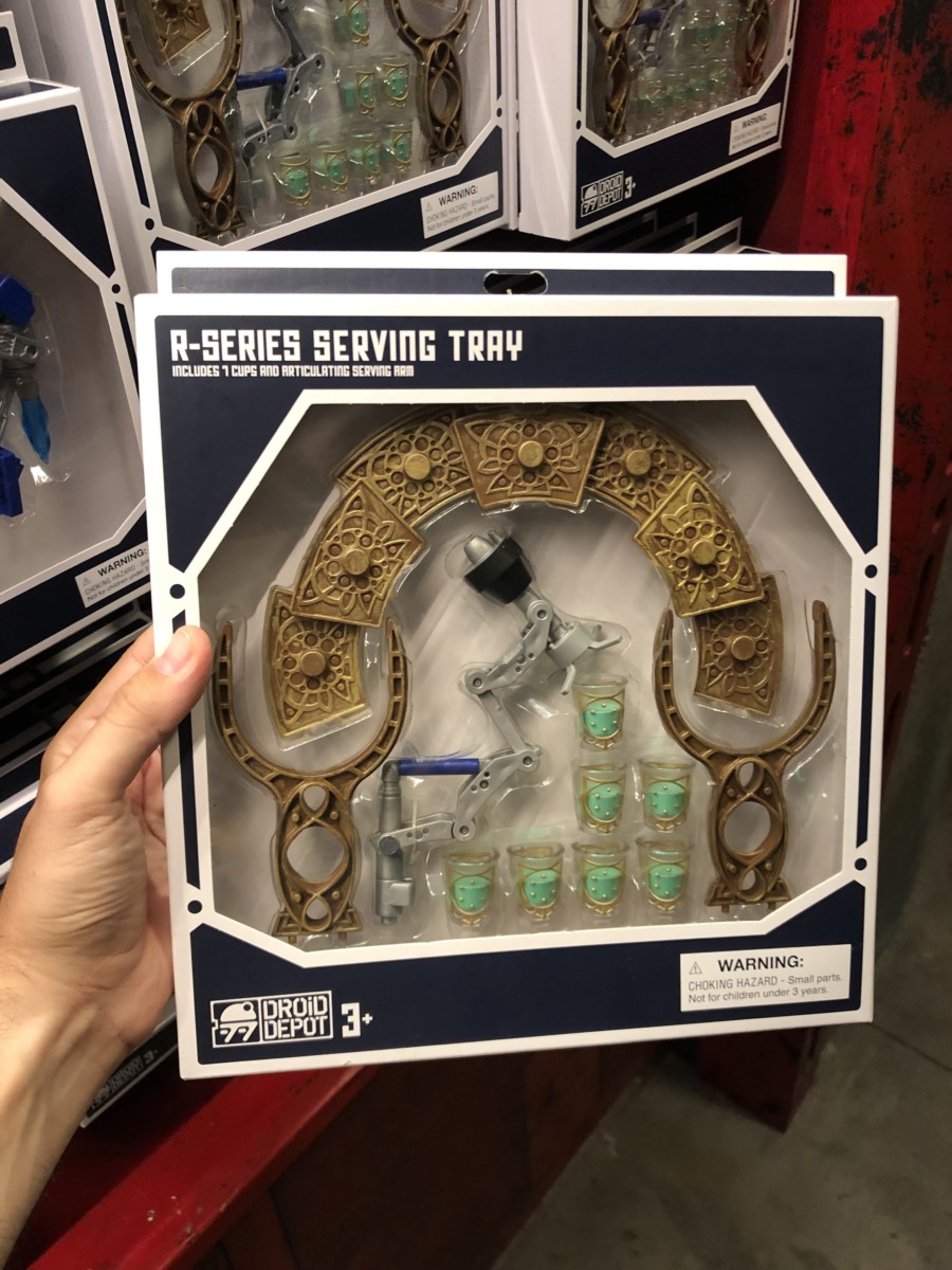 Photos Video Review Custom Droid Building At The Droid Depot In Star Wars Galaxys Edge